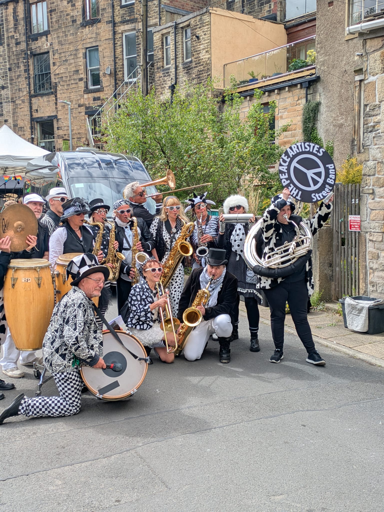 Photos – The Peace Artistes Street Band